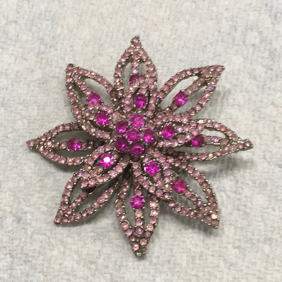 Jewelry | Vintage Pink Rhinestone Brooch | Poshmark